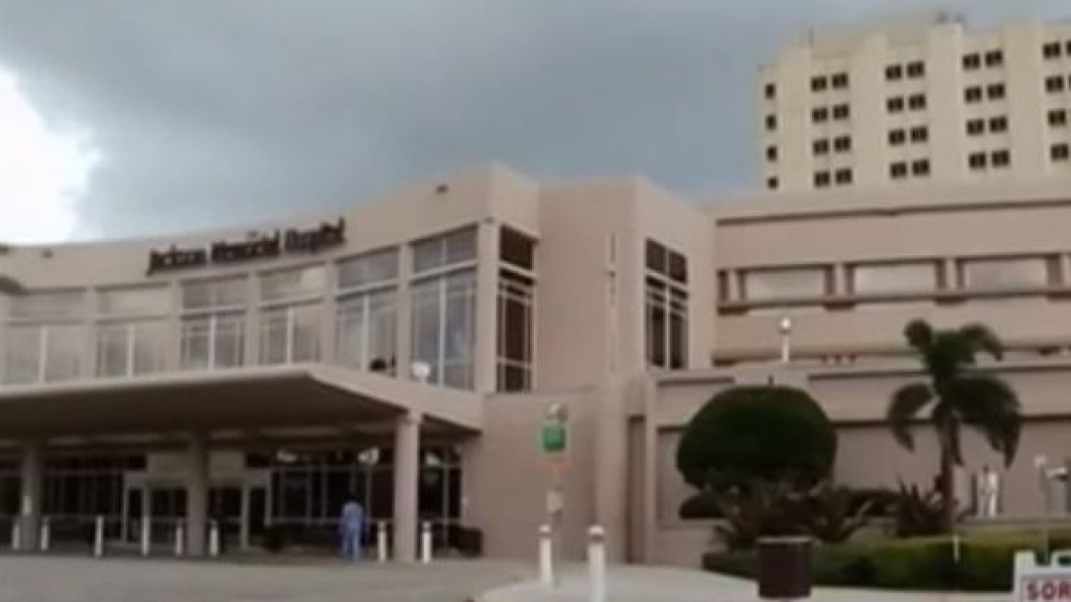 Hospitales de Miami-Dade toman medidas tras aumentos de casos de COVID ...