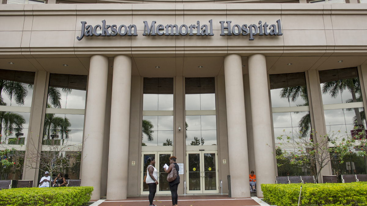 Protestan frente a Jackson Memorial por nueva ley federal – Telemundo ...