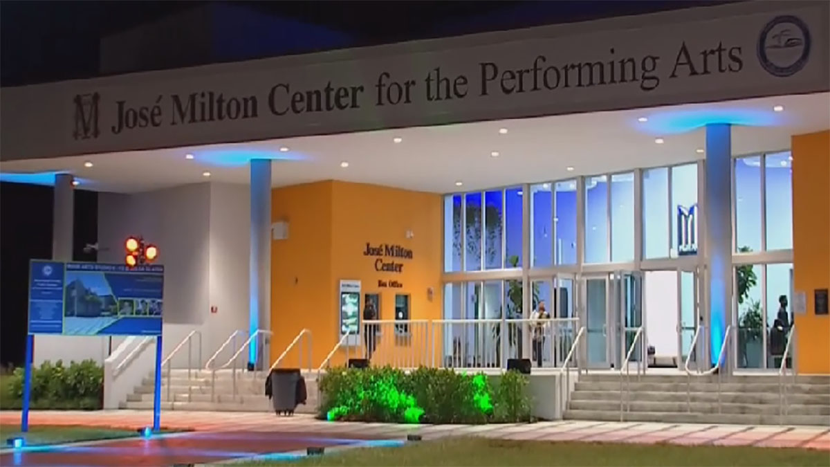 Inauguran edificio de artes escénicas José Milton – Telemundo Miami (51)
