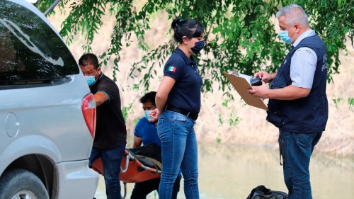 Migrante de Guatemala muere ahogado en el río Bravo – Telemundo Miami (51)