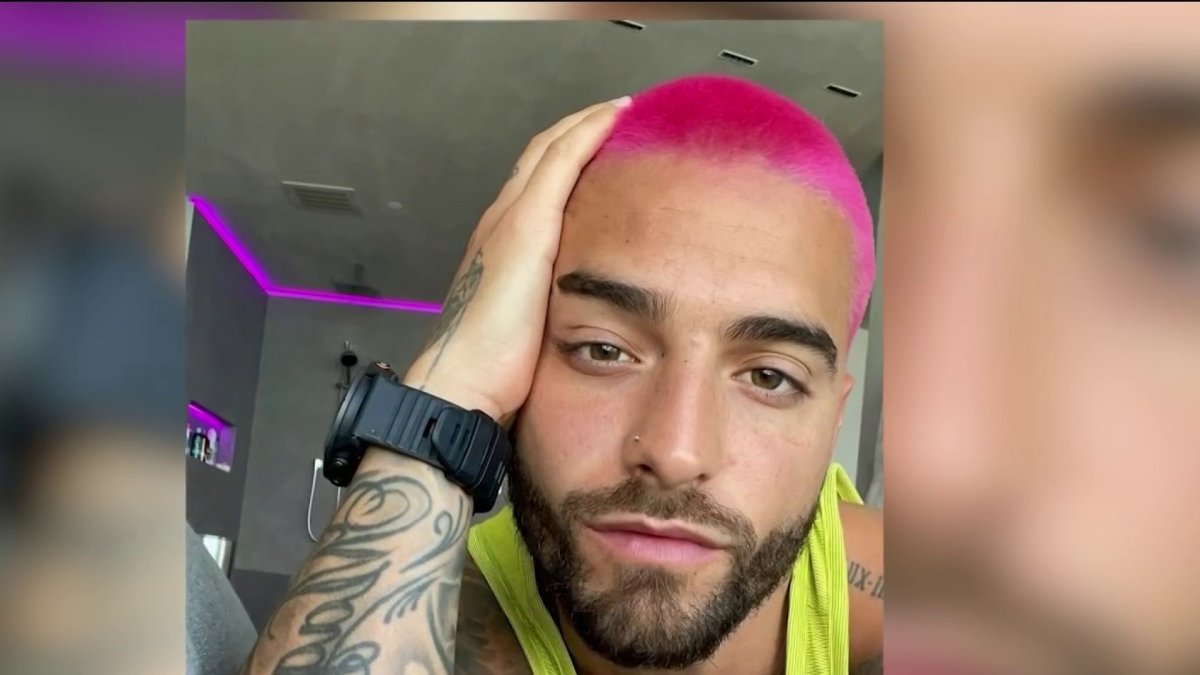 Maluma sorprende con su cabello rosado – Telemundo Miami (51)