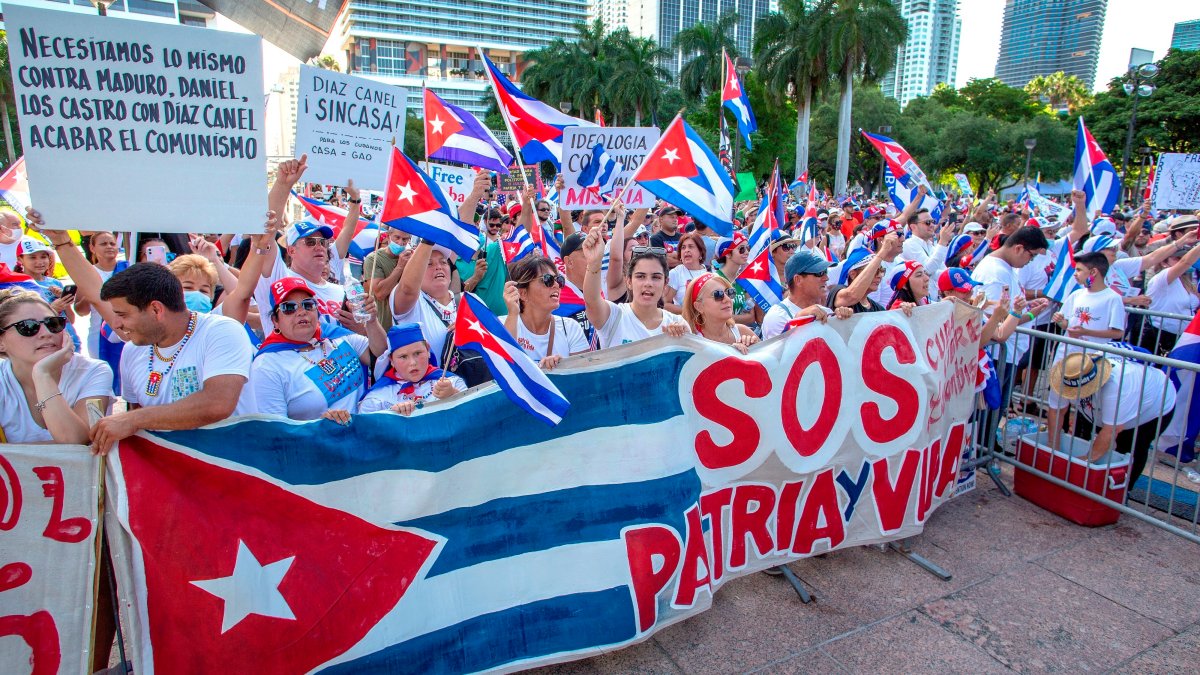 Libertad para Cuba, Nicaragua y Venezuela exigieron miles de personas ...