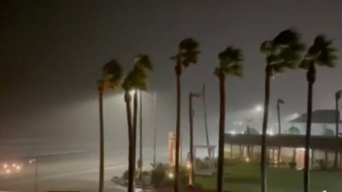 Nicholas descarga su furia en partes de Texas – Telemundo Miami (51)