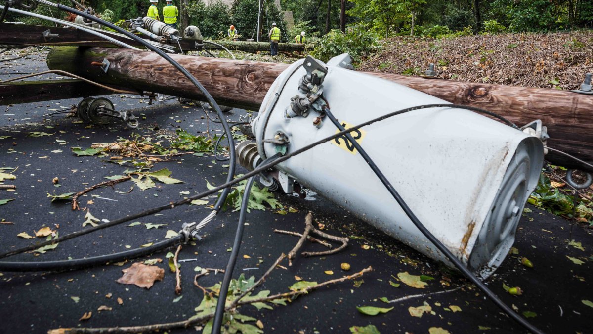 Cuba restablece parcialmente el servicio eléctrico tras el huracán Ian ...