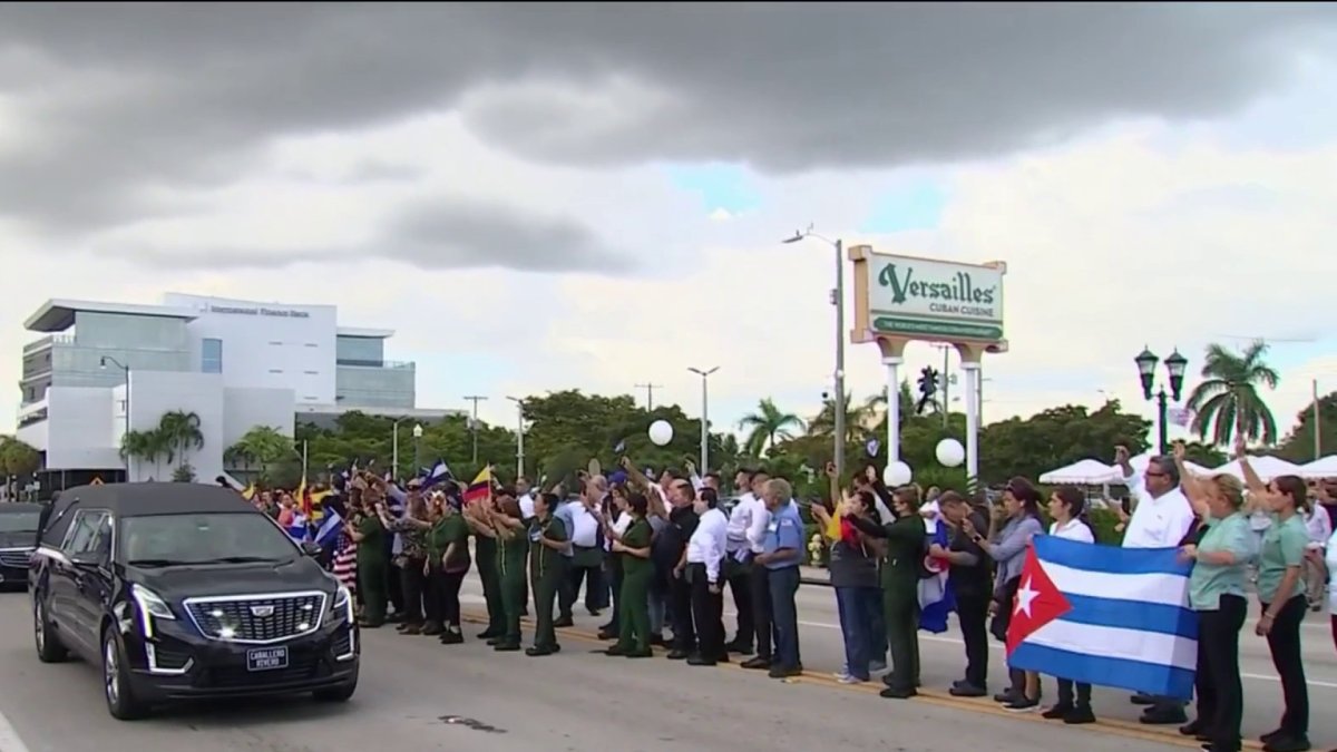 Dan el último adiós a Felipe Valls en Miami – Telemundo Miami (51)