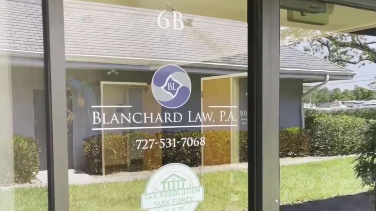 Arrestan a cirujano plático acusado de asesinato – Telemundo Miami (51) Arrestan a cirujano plático acusado de asesinato – Telemundo Miami (51)