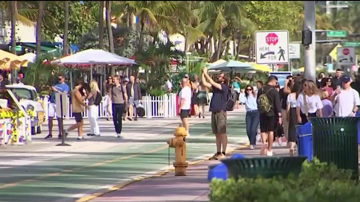 Preparativos para festejos de fin de año en Miami – Telemundo Miami (51)