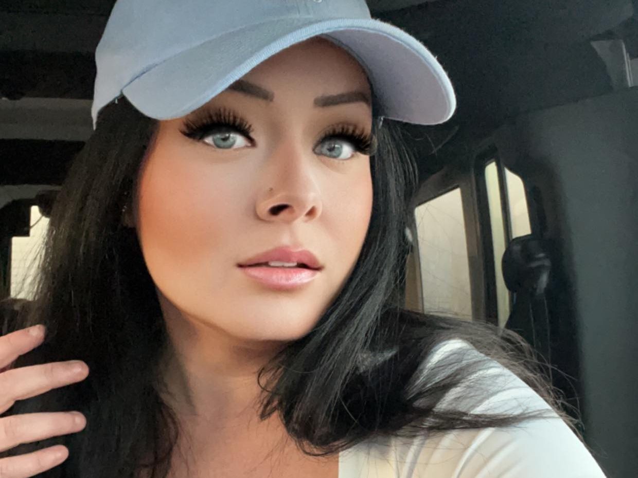 Maestras dejan la escuela para ganar más dinero en OnlyFans – Telemundo ...