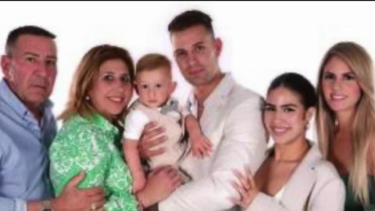Familia de Rafael Otano – Telemundo Miami (51)