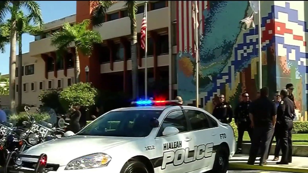 Hialeah: estiman que 80,000 cubanos han llegado en dos años – Telemundo ...