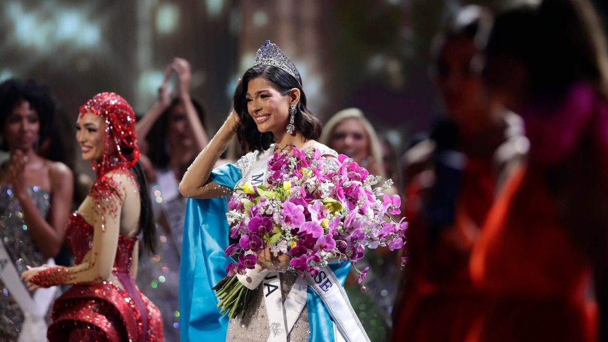 Nueva corona de Miss Universo 2024 – Telemundo Miami (51)