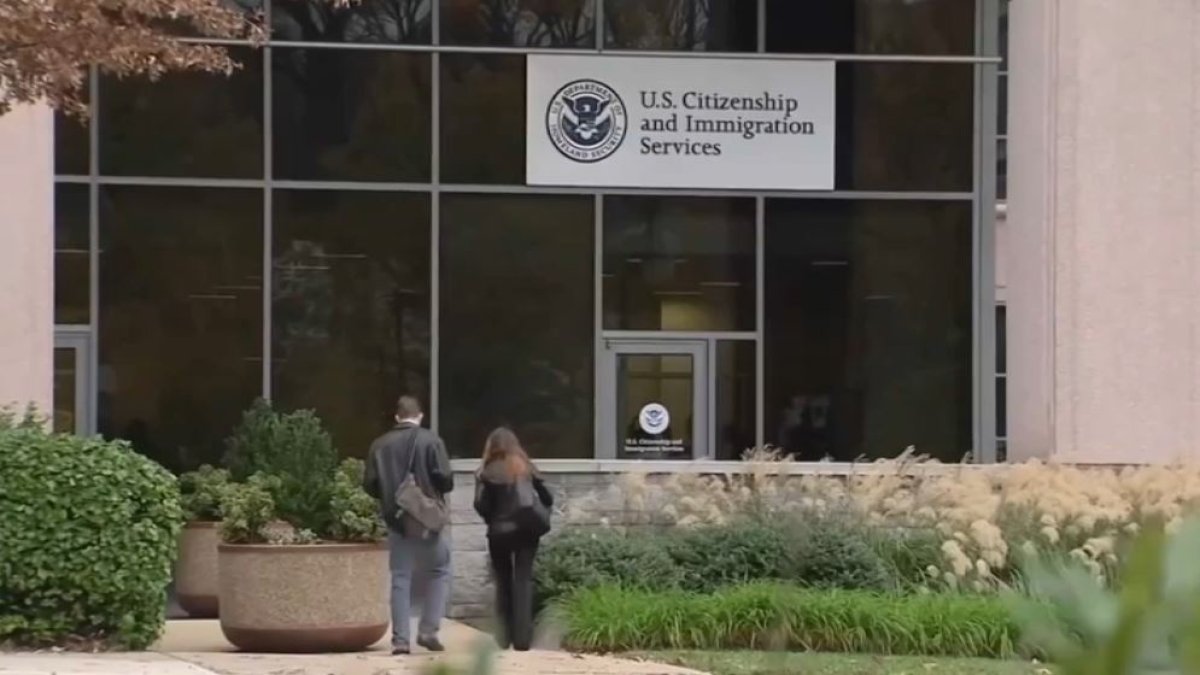 Ampliación automática de permisos de trabajo: Más tiempo para los ...