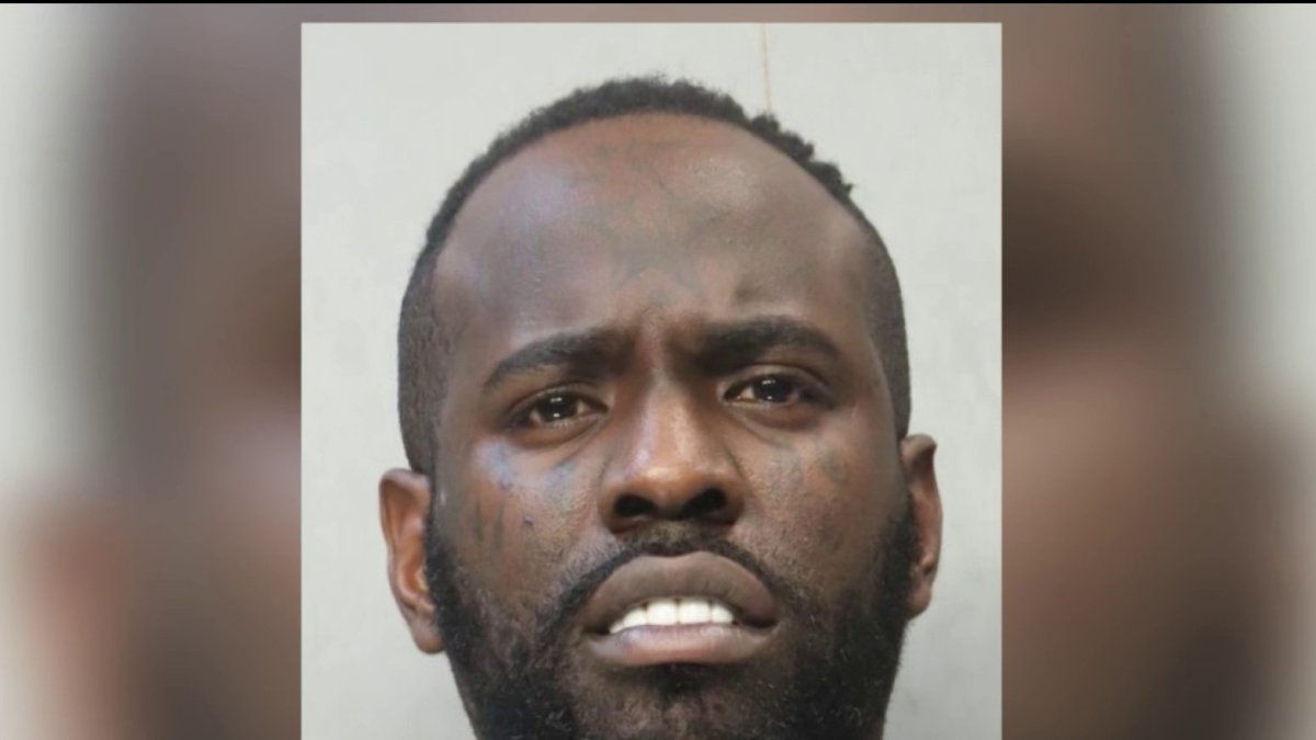 Imputan Cargos Al Reguetonero Cubano Chocolate Mc Telemundo Miami 51