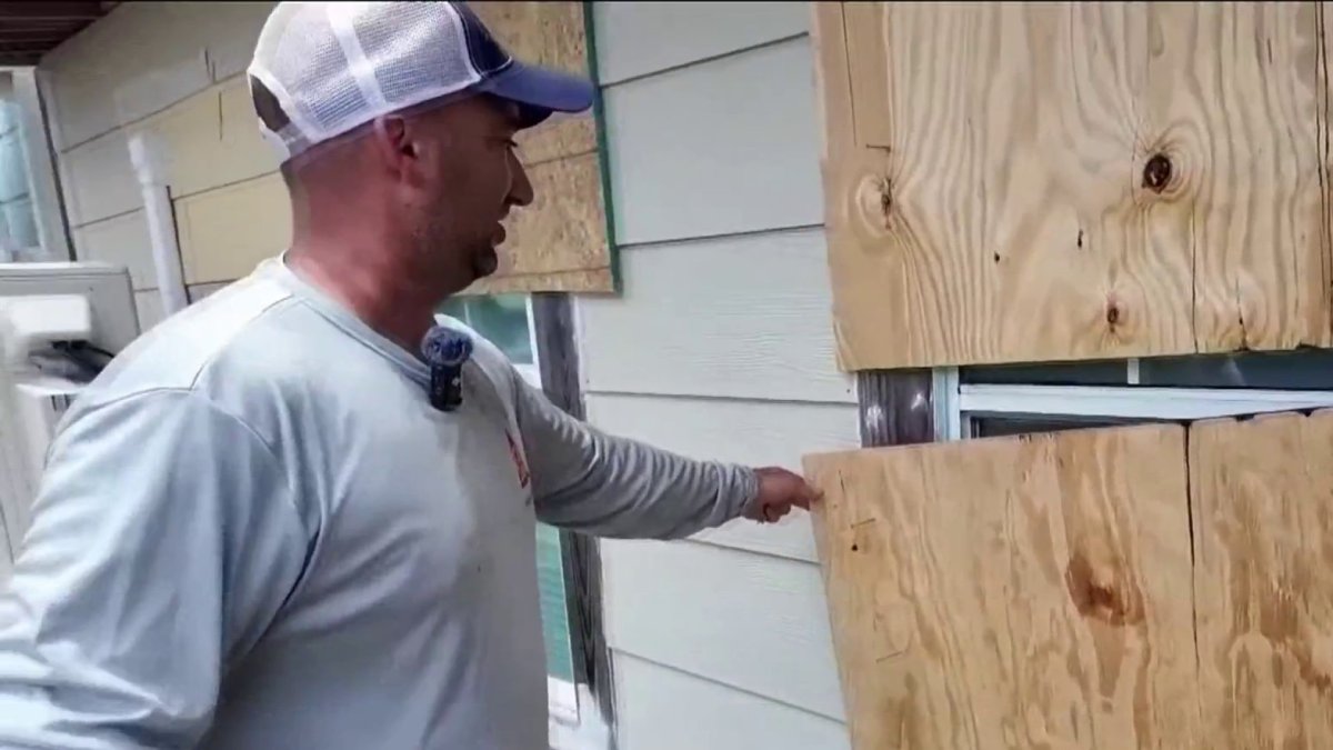 Así se prepara Texas para la llegada de Beryl – Telemundo Miami (51)