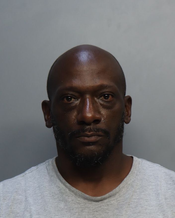 Un hombre es acusado de vender boletos falsos para la Copa América en ...