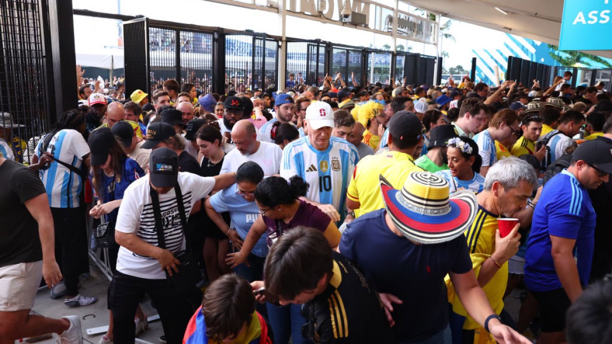 Final de la Copa América en Miami: Caos de los fans retrasó el partido ...