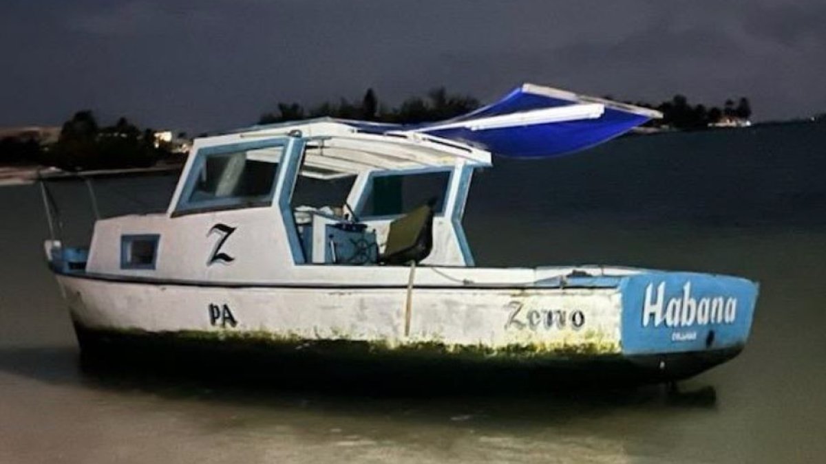 43 migrantes cubanos llegan a los Cayos de Florida – Telemundo Miami (51)