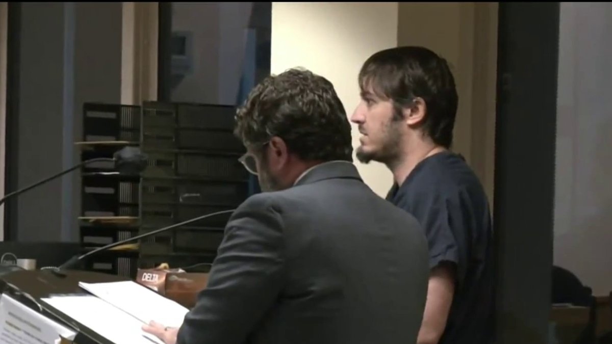 Hombre amenaza de muerte a Trump y dice estar a punto de lanzar misiles ...