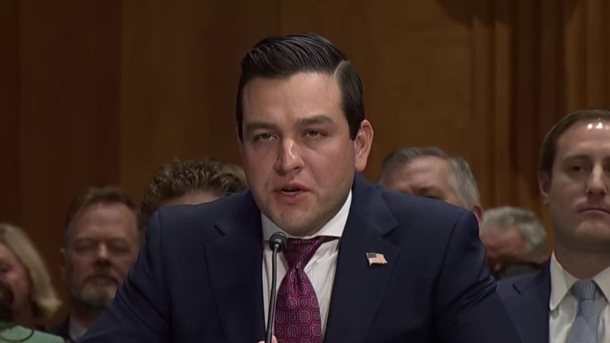 Audiencia de confirmación de Kevin Cabrera, comisionado de Miami-Dade ...