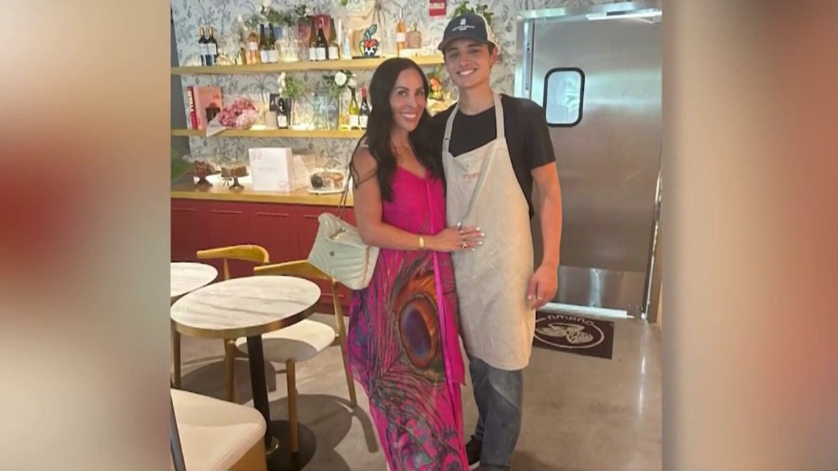 Despedida entre lágrimas y reclamos: madre de Dominic Ferrell exige ...