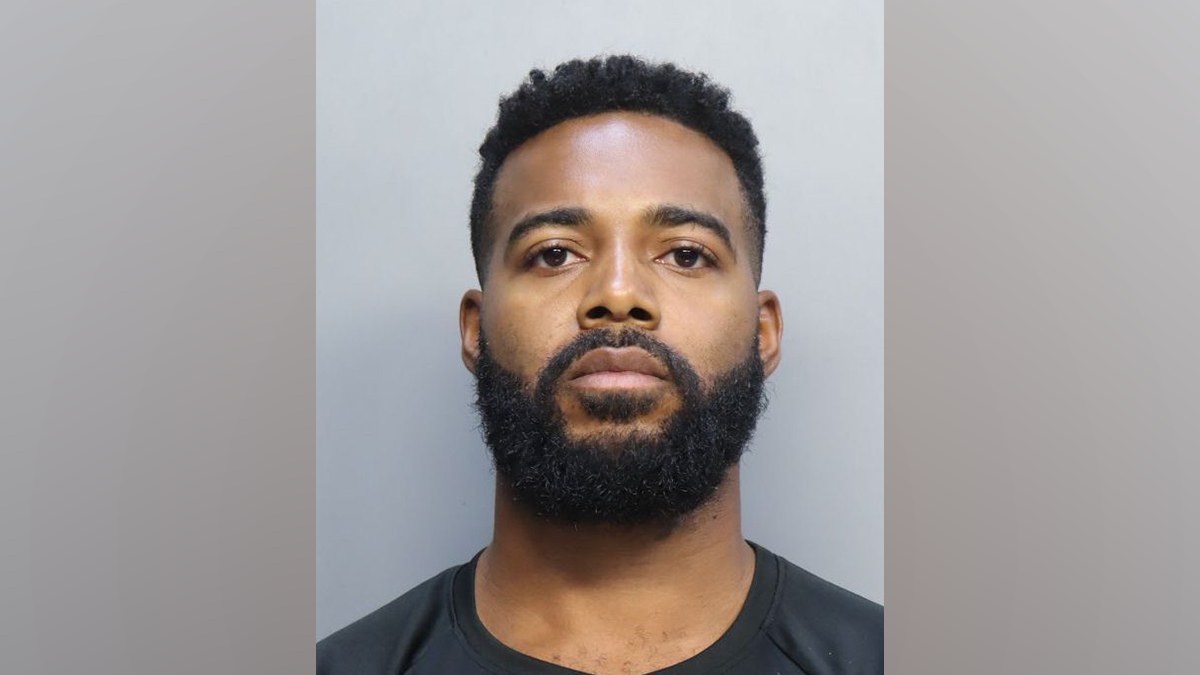 Hombre arrestado por atacar a su hermano con un machete por unas llaves ...