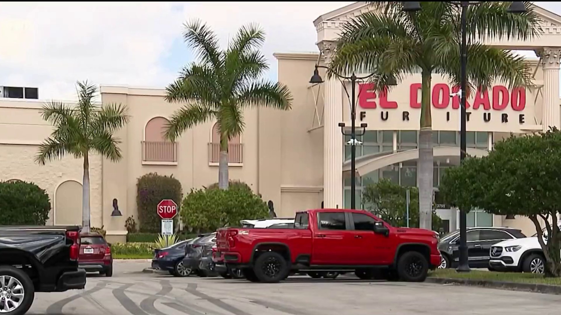 Carreras ilegales en las calles afectan los negocios de Miami-Dade ...