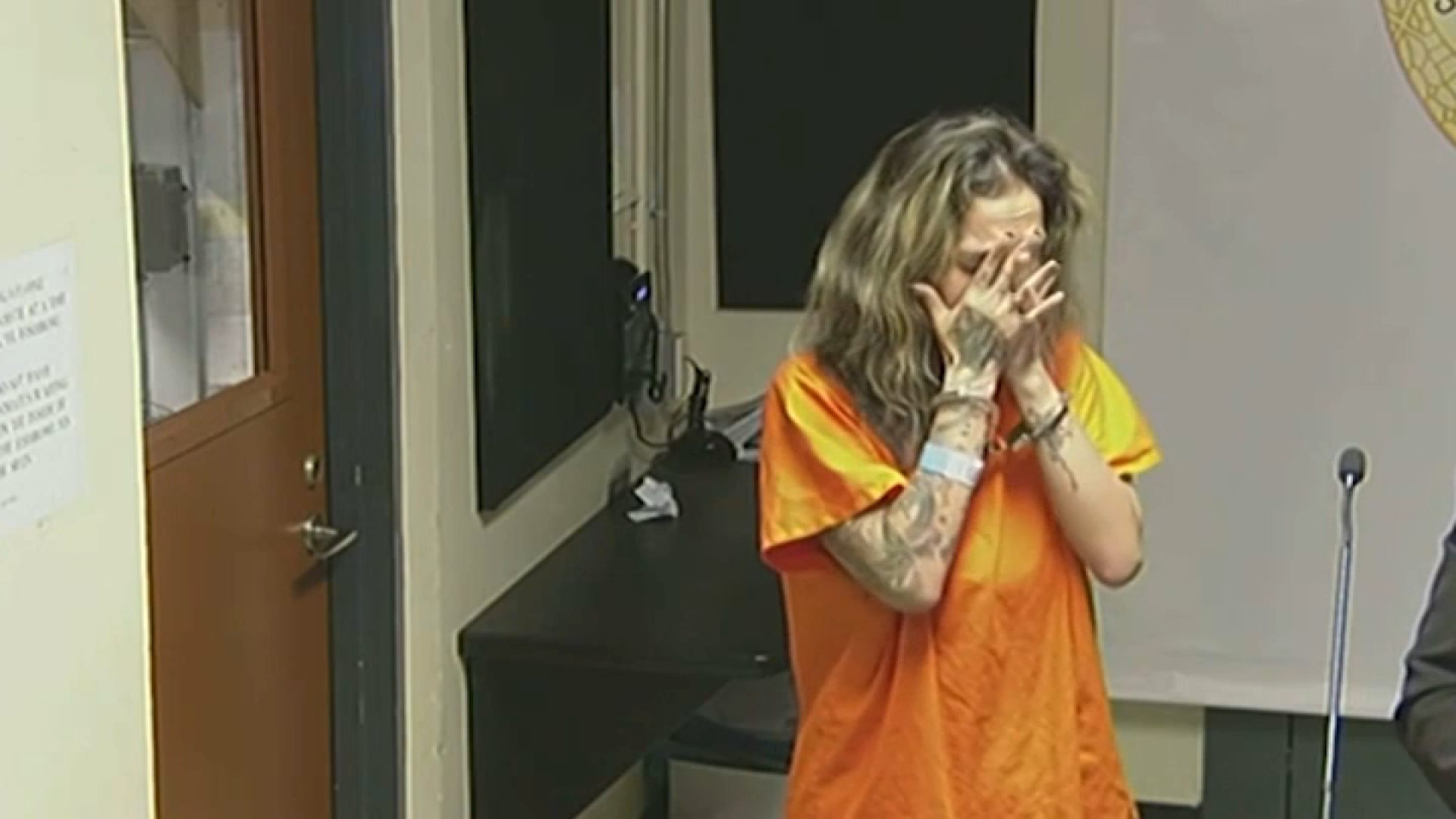 Bajo arresto la madre del niño hallado deambulando solo en Allapattah ...