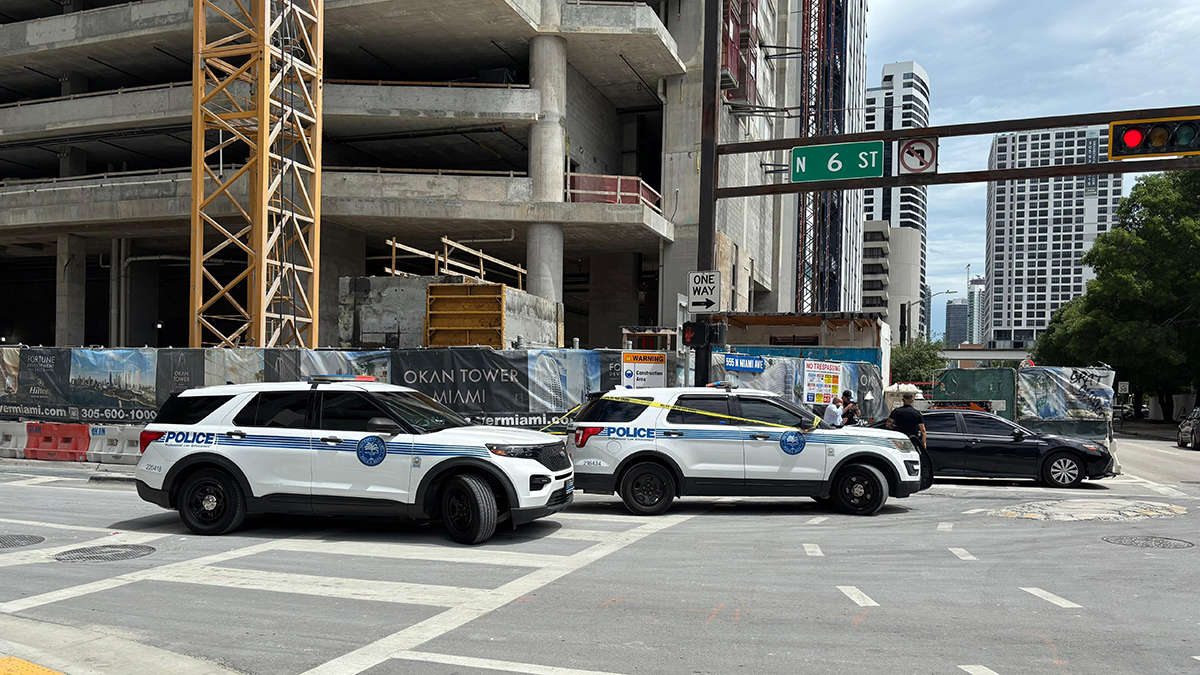 Trabajador muere en Miami tras derrumbe de una columna en un edificio ...